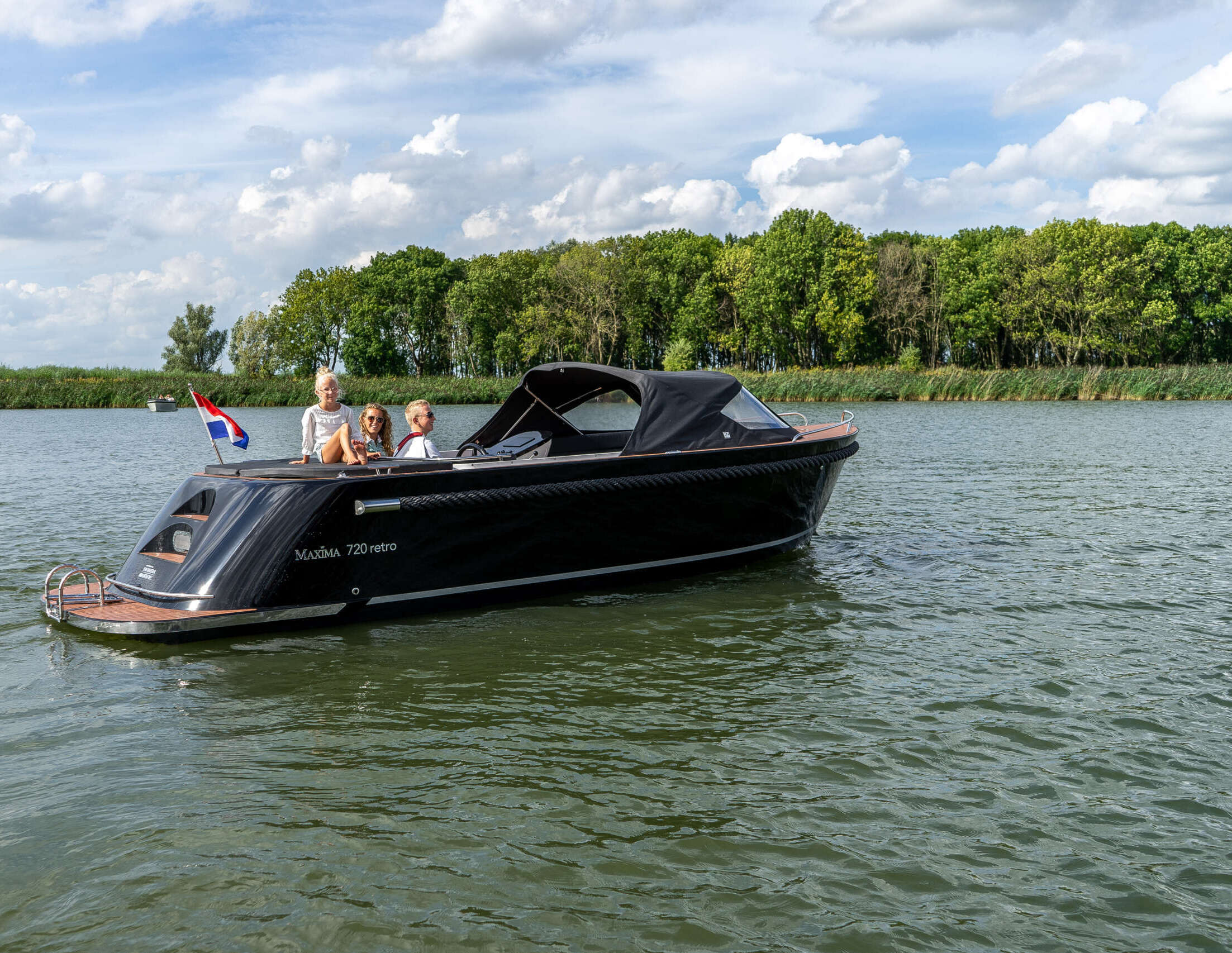 View our Tender Boat Models | Maxima Boats USA